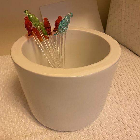 Party Supplies | Insulated White Ice Bucket With Parrot Stir Sticks ...